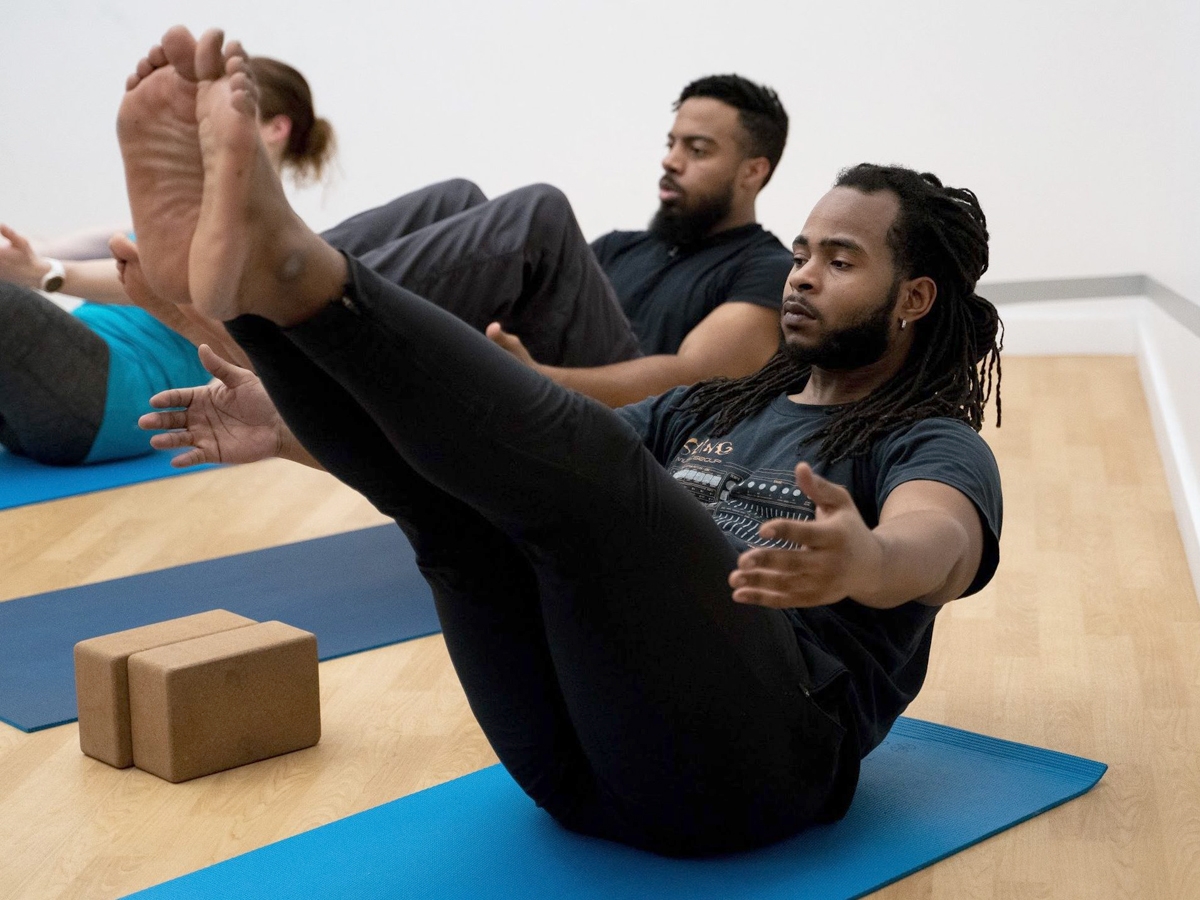 Climbing, Yoga & Fitness Classes & Workshops | First Ascent Chicago